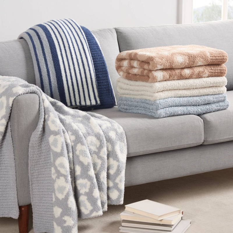 Gardens Cozy Knit Throw, 50"X72" Cream